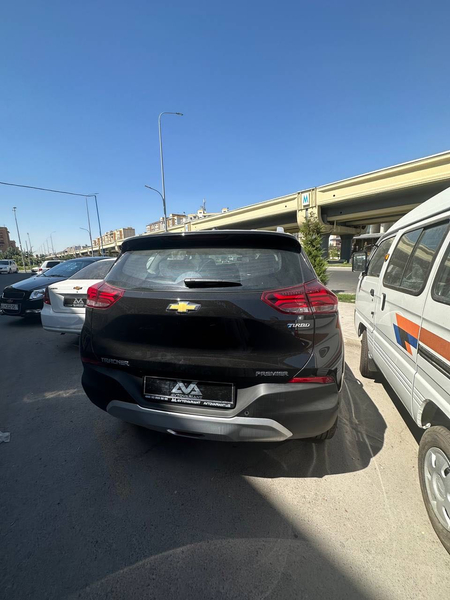 TRACKER A/T 2024 рассрочка