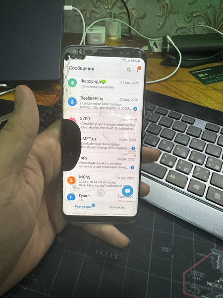 Samsung s8 ekran singan iwleydi lekin kurib olasz