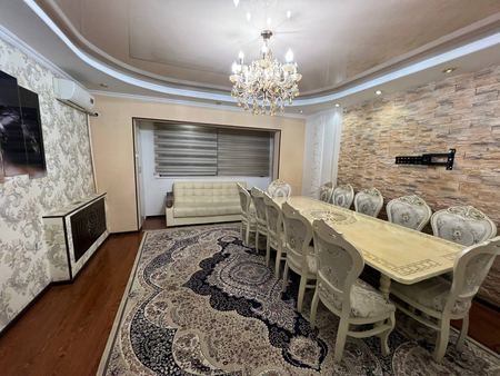 Фархадский базар 3/3/5, Чиланзар г9а, 70м2
