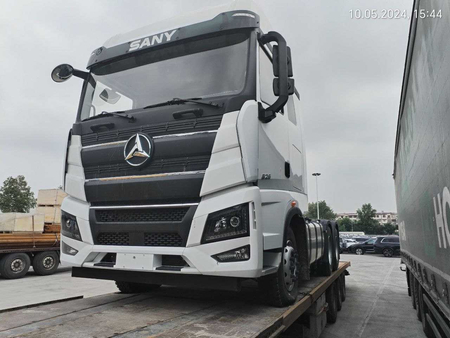 Тягач SANY [D525MS]