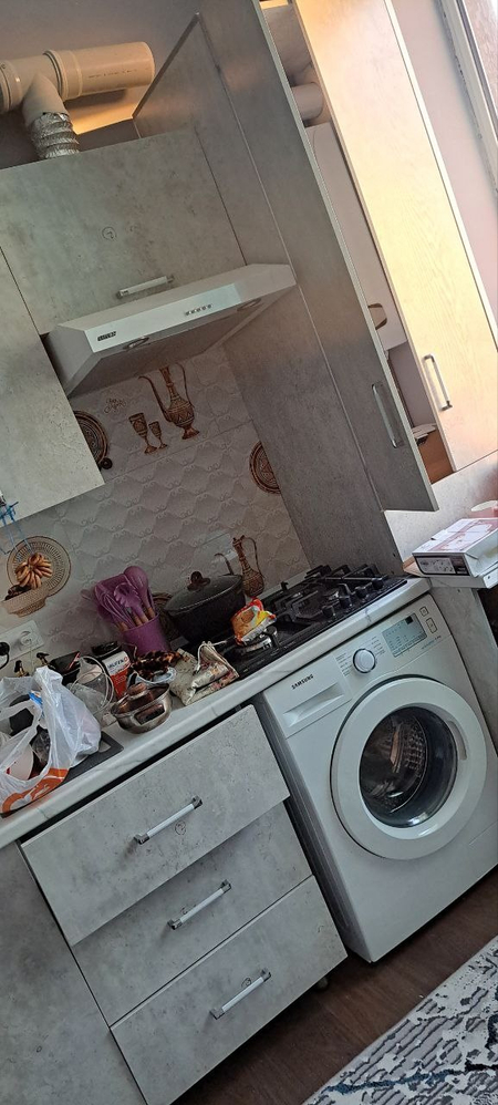 Yettinchi mikrorayonda 2 xonali uy ijaraga beriladi 4 etaj