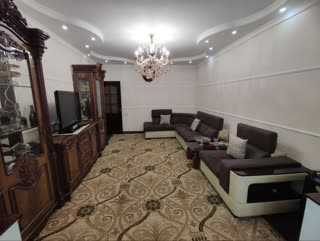 Продам срочно 5-ти комнатную на Юнусабаде -4 квартал.    (ДИ140817)
