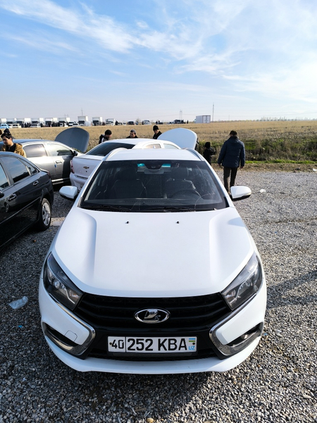Lada Vesta 1.8  Fergana