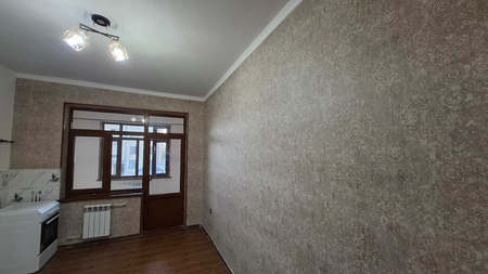 Kvartira sotiladi yangi domdan 125 kv.m ,2 etaj 3 xonali evro remont.