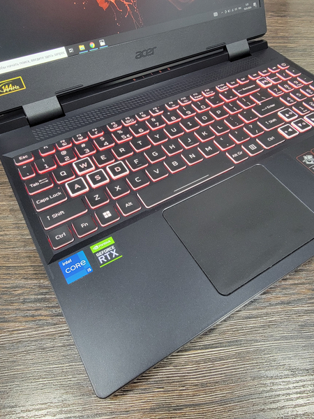 игровой ноутбук HP Gaming Pavilion-15, для игр и графических программ,