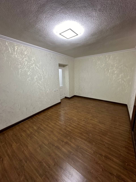 Срочно продаю своя квартира