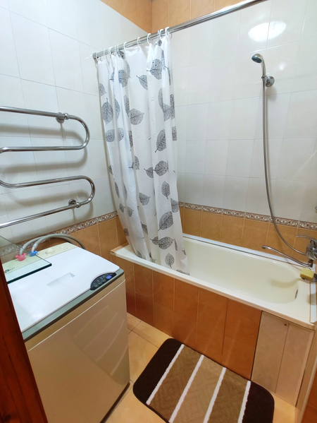 Продается 1+2 ком. кв.-3-.4