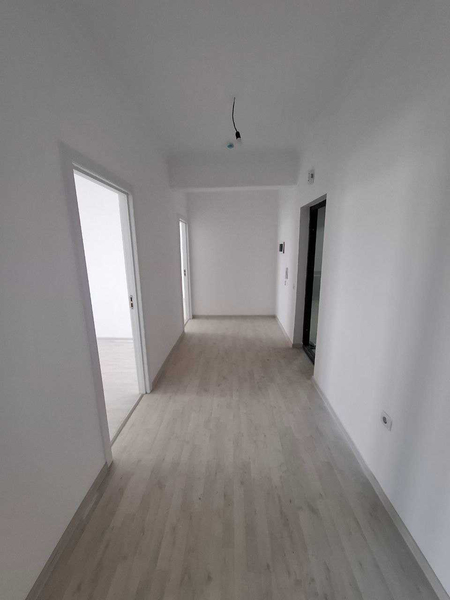 SROCHNA sotiladi 2 xonali uy