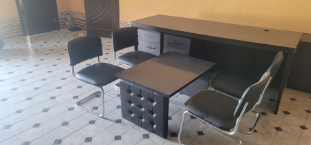 Ofisniy mebel komplekt