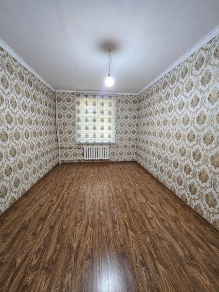2 xonali 64m² 1-qavat sotiladi.