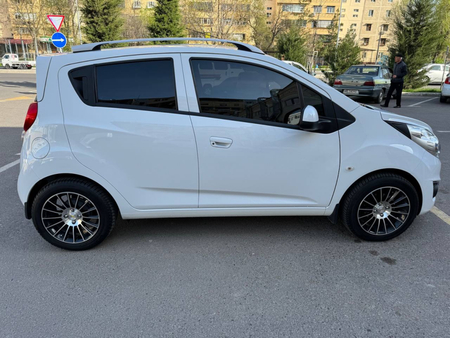 Spark 2022 dekabr avtomat ideal xolatda