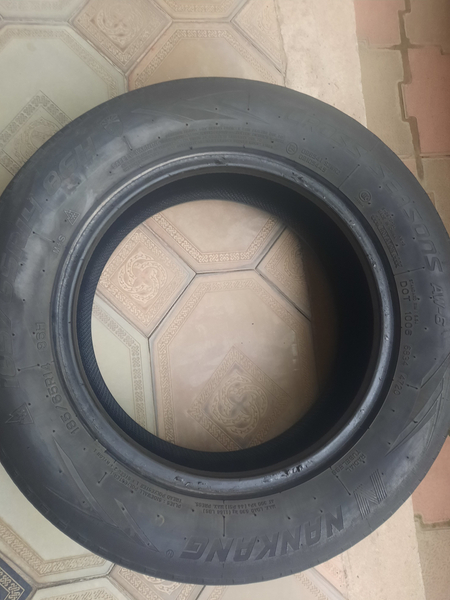 185/65R14 Сотилади.
