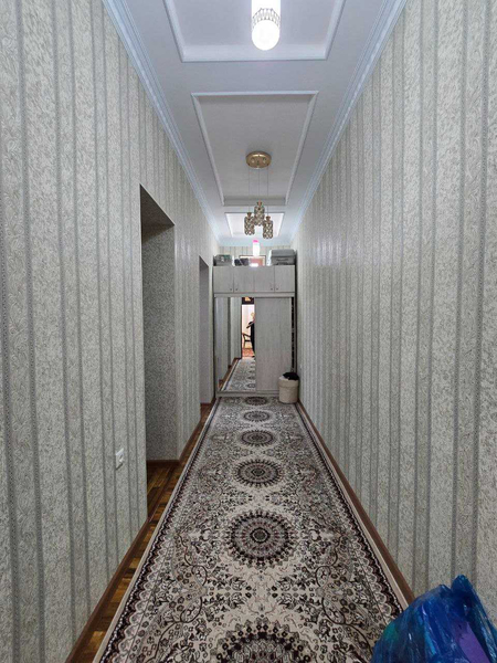 № 1250 Добротный Дом площадью 8 соток  по ул. Ахунбабаева