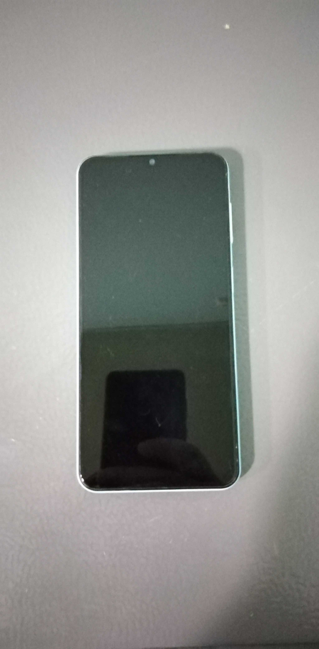 Samsung F13 yangi