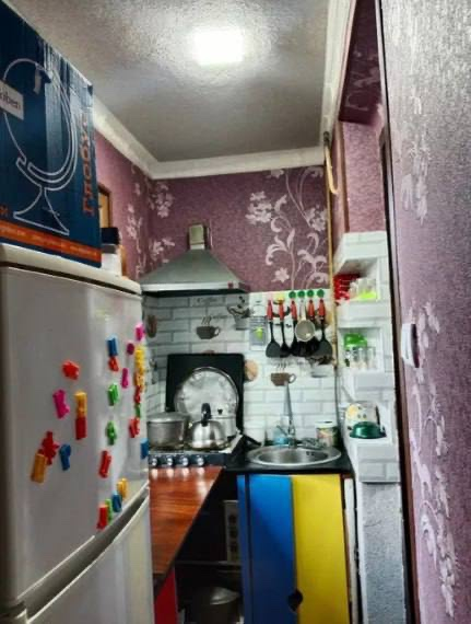 Саракулька 1/2/4 Продаётся не торец с обстановкой