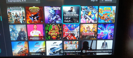 Продам Xbox One в очень хорошем состоянии