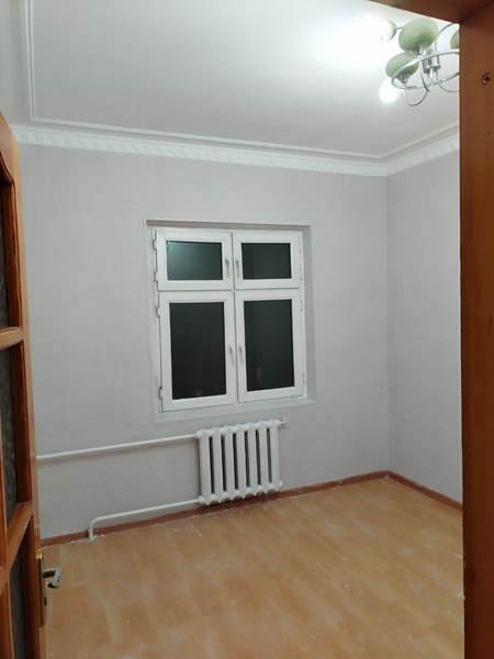 Белтепа 4/5/5  квартира сотилади