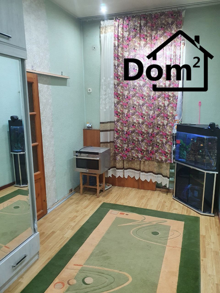 Продаю 2х.Комнатную kвapтиpy. Ориентир: Рисовый baзар