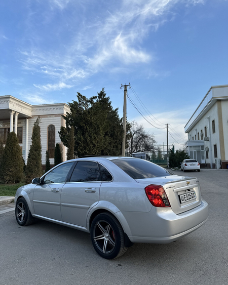 Lacetti 1.6L - Ideal
