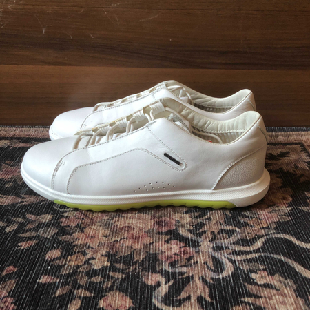 Продам новые кожаные  кроссовки GEOX RESPIRA размер 41.5 – 42