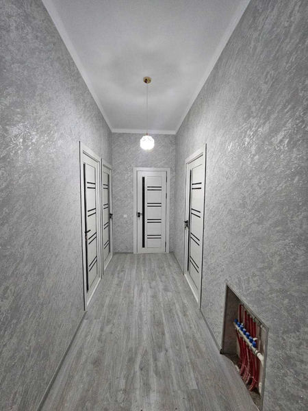 2 xonali 58m² 4-qavat uy sotiladi