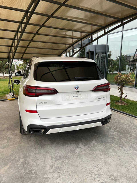 Продается BMW x5 edrive 45e с первых рук