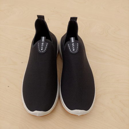 Yengil Sketchers