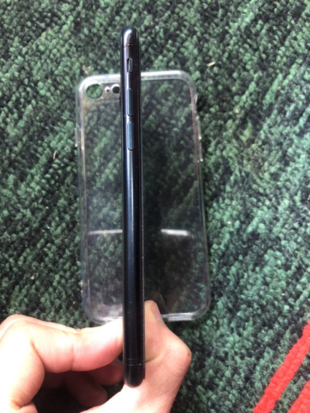 Iphone se 2020 64 gb  sotlad