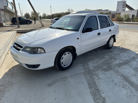 Нексия 1.6 сотилади