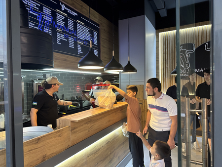 restoran egasidan o\\\'tkazilgan seul mun mangal doner