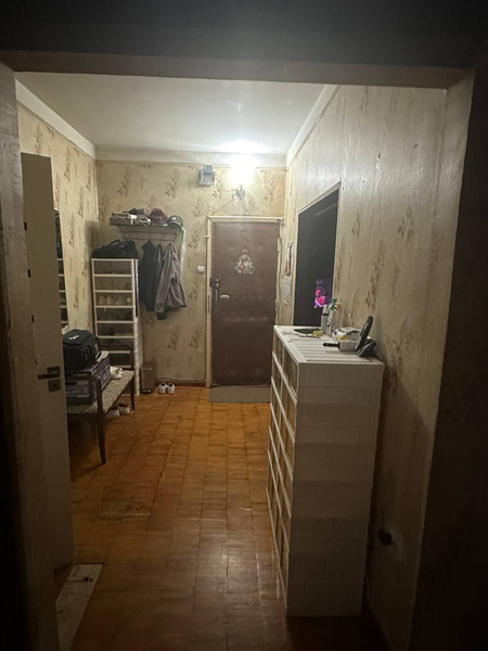Продам квартиру ахмад югнакий 4/2/5