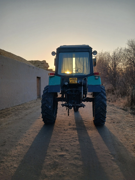 MTZ-80 Traktor sotiladi!!!