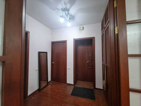 Дархан музей Т.Ханум 77-серия 3-комн 1/4 72 м² кирпич 2х6 парковка