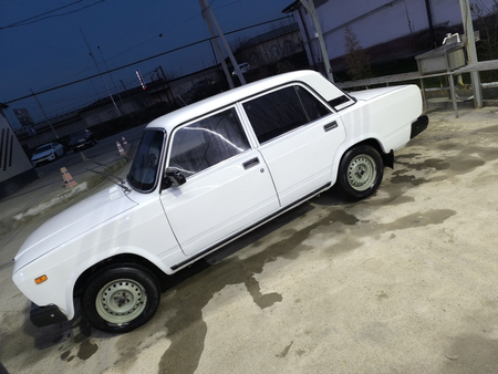 Vaz 2107 gaz bezin
