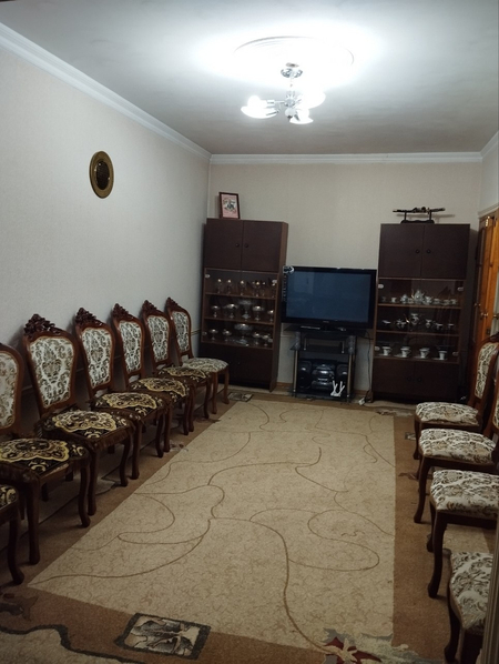 Продаётся квартира на Юнусабаде 9 кв 2/1/9