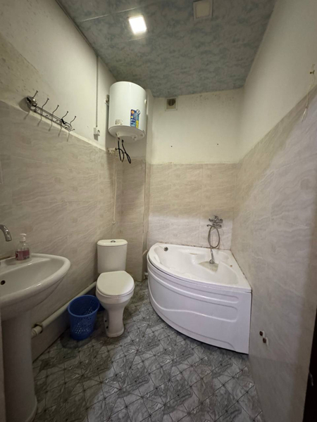 Продается 2 ком. Квартира площадью 48 кв.м. В Согдиане ор. Обид самса