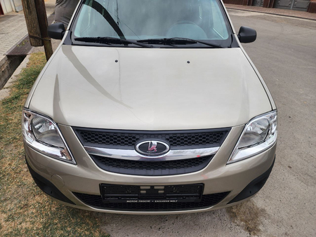 Lada Largus 2015