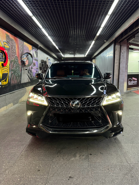 Lexus Lx 570 KURO full pozitsiya