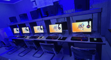 Games Club sotiladi 10ta kampyuter 3ta PlayStation TV