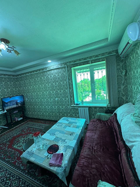 Продам 2 ком квартиру возле ЭКО базар (Буз-2)