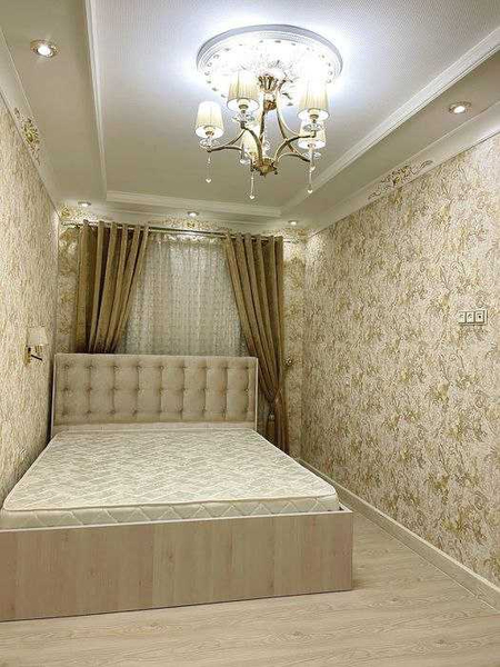 Продается на Ц-1, ориентир: Dolce Italia 3 ком, 2 этаж с евроремонтом