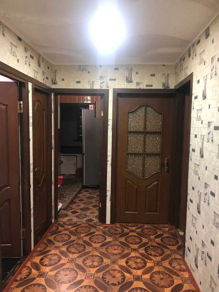 Срочно продается  3х комнатная квартира в Чирчике!!!