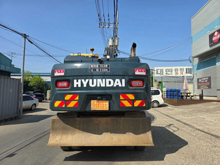 Ekskvator Hyundai HW210A