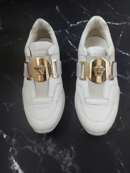 Продам оригинальные кожаные кроссовки Versace, 38 размер