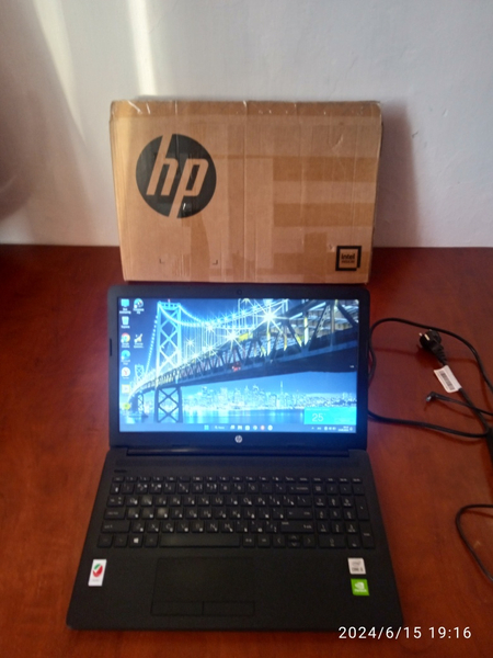 Noutbuk  HP   CORE I5   8/256  Video Kartasi bor