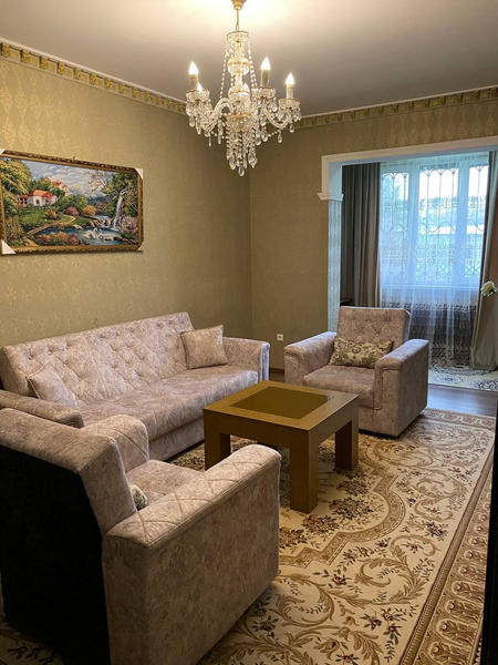 Юнусабад 12кв 2/2/4 Евра Метр Туркистон Руслашган ойилага берилади