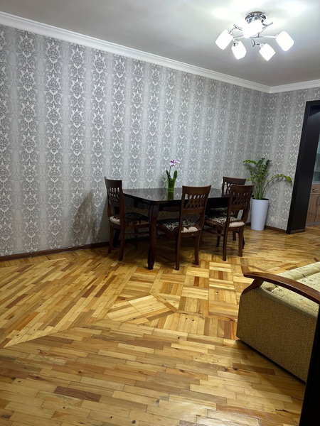 Продается квартира 2в3/4/5 Метро Новза Чилонзар кирпич