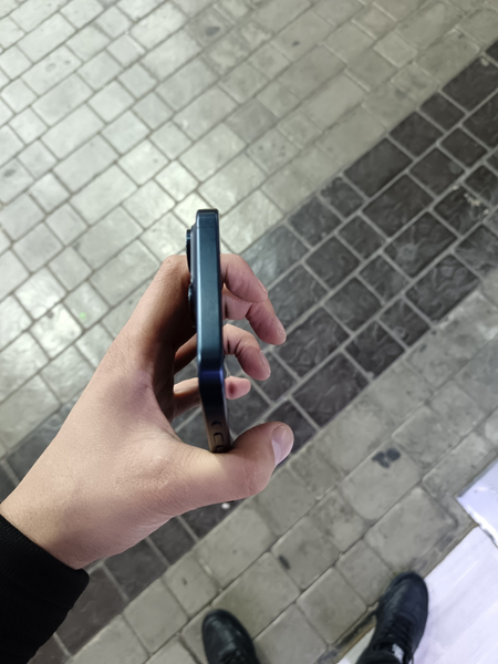 iPhone 15 Pro Max J/A 256 GB Natural Blue ideal