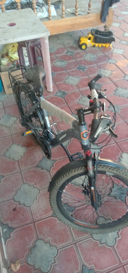 Velosiped sotiladi kop xaydalmagan aybi yoq yangi