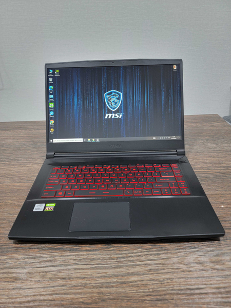 мощный, игровой i7 ноутбук, Американская сборка, как новый, в отличном